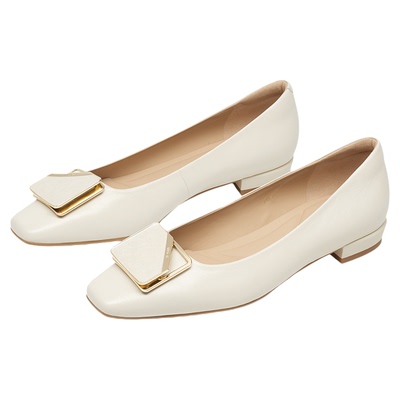 KISSCAT接吻猫[锦鲤]26年春季新款时尚通勤气质小方头平底鞋