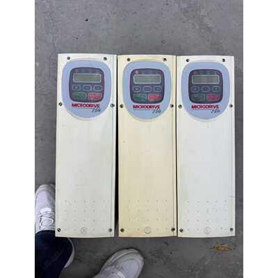 询价下单施耐德MICRODRIVE驱动放大器ME-6.5（IP20）