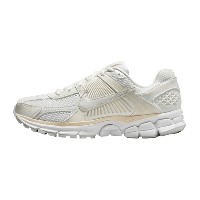 NIKE耐克女子ZOOM VOMERO 5运动休闲鞋IB8929-100