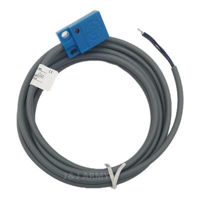 扁形接近开关FB18-05N方形金属感应开关传感器三线24VDC常开防水