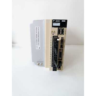 议价SGDV-5R4D11A SGDV-5R4D11A020000 安川驱动器 现货供应 质保