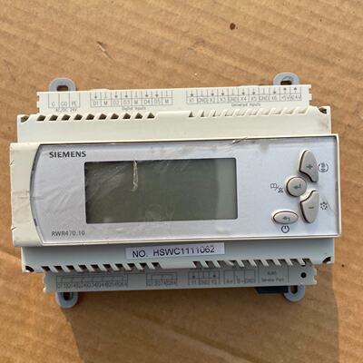 溢价-楼宇控制器，型号：RWR470.10，通电屏幕显示正常