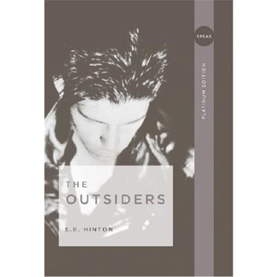 现货【外文书店】The Outsiders 追逐金色的少年 局外人 英文原版小说 S.E.Hinton 苏珊埃洛伊斯欣顿 青少年读物
