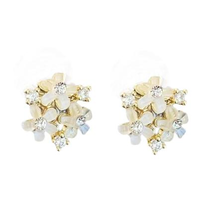 新款白色花朵耳钉小清新女