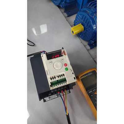 施耐德变频器1.5KWATV12HU15M2摄成议价