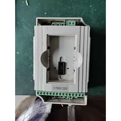 溢价-金田JTE330SMKA0007M1变频器0.75KW