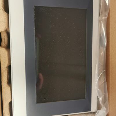 询价-触摸屏FE6070WE-B   24V   7W