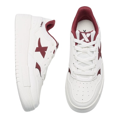 特步板鞋小白鞋男女鞋春夏新款休闲运动鞋透气情侣百搭官方正品