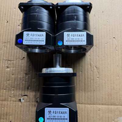 询价-750w卓蓝斜齿精密行星减速机：ALF一090一10一k5一