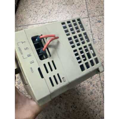 议价SAJ变频器三晶8000V1R5M1220v1.5kw维修