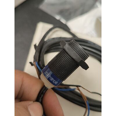 【请询价】XS4P18PA340电感式接近开关