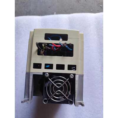 议价拆机士林变频器SS0432.2K380V2.2KW维修