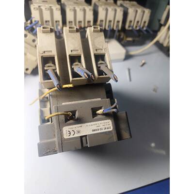 在线议价西门子3TF47 22-0XM0交流接触器