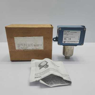 UNITED ELECTRIC J6152 PRESSURE SWITCH 0 TO 50 PSI