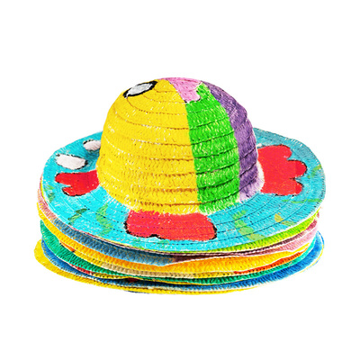 DIY彩绘帽子墙面装饰幼儿园