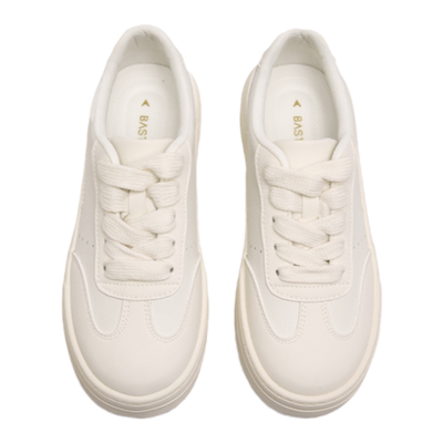 2024休闲鞋百思图街头