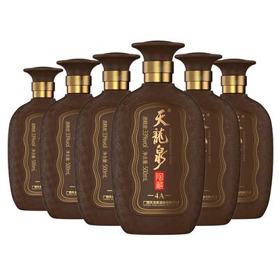 天龙泉33度陶藏酒体微黄