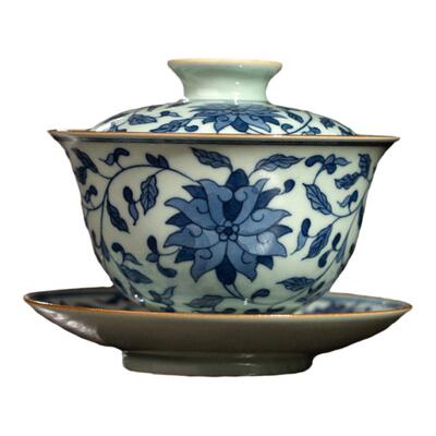 复古泥料青花缠枝花盖碗