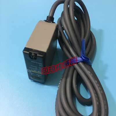 议价OMRONE3SCL1E3SCL2金属外壳耐油光电开关感测器距离设定型