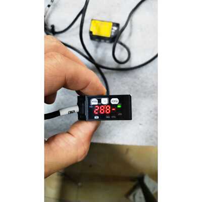 Panaso   HG-C1100 激光移位传感器，询价