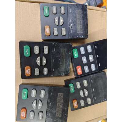 议价步科变频器面板PANELLED二手拆机功能包好成色如图维修