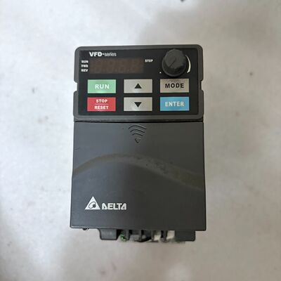 〔议价-可维修〕台达VFD015E43T变频器 1.5KW 实物拍的 功能正 工