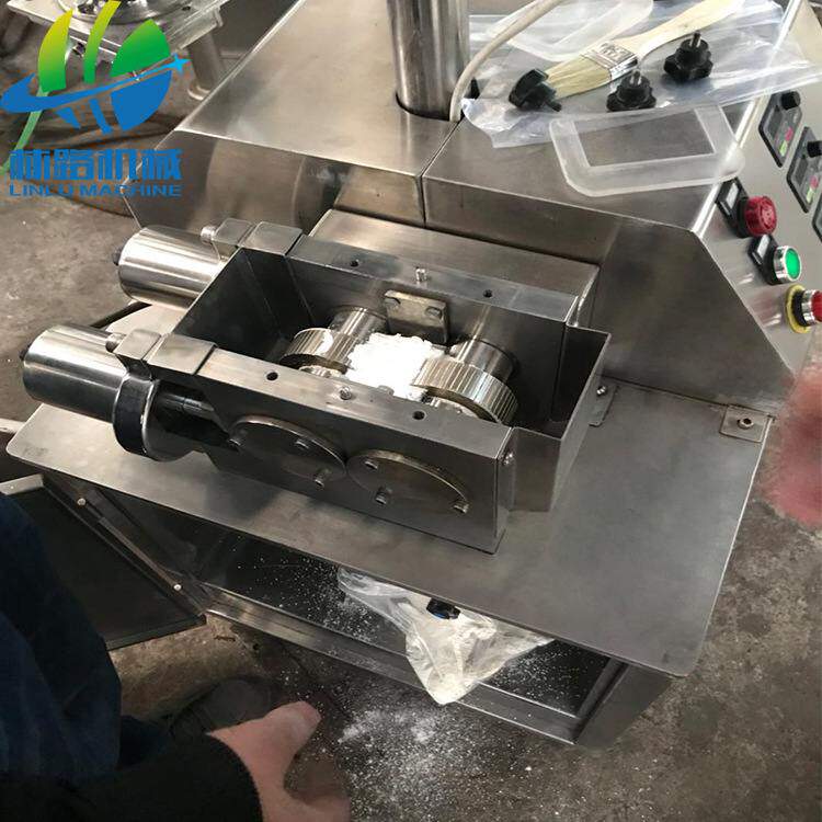 GK25 对辊挤压造粒机 干法化肥复合肥颗粒设备 新型双辊制粒机