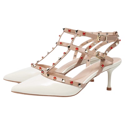 星期六凉鞋女春季款尖头细跟后带铆钉鞋包头后空性感SSE1114011