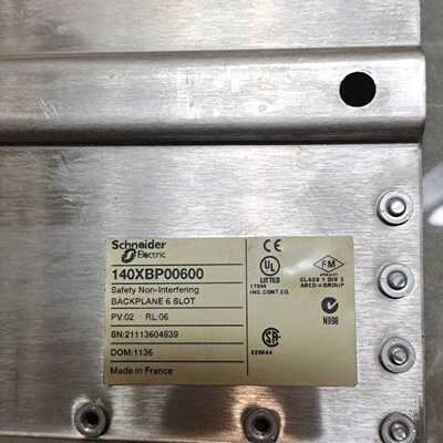 议价Schneider140XBP00600底板维修