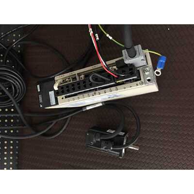 议价安川伺服器SGDV-R70A01A电机SGMAV-A5ADA21整套