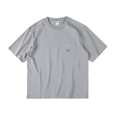 t新疆棉宽松口袋logo刺绣短袖