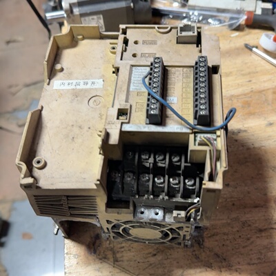 议价变频器FRE5403.7KCHT3.7KW三相维修