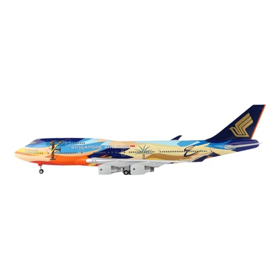 SQ Wings新加坡航空波音747-400飞机模型1:200高端合金收藏级摆件