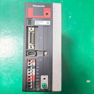 松下伺服驱动器，型号MCDJT3230，1.2KW功率，22