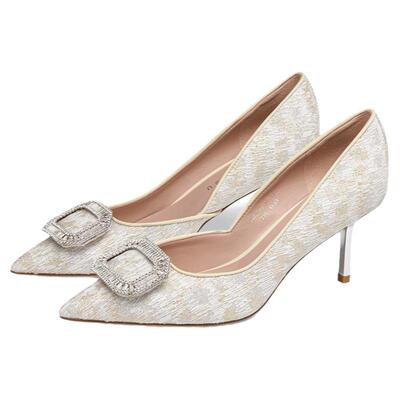 莎莎苏2025年新款尖头高跟单鞋