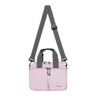 Qminica2026春季新款多口袋斜挎包轻便防泼水旅行包波士顿手提