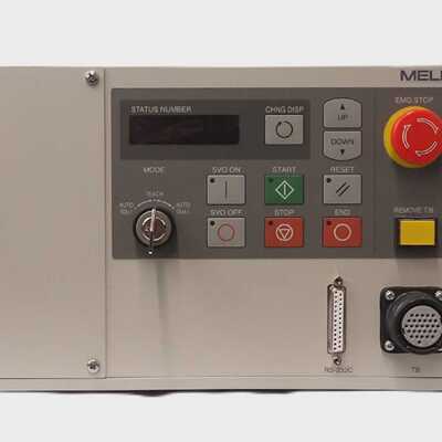 三菱 CR2B-574-S10 工业机器人控制器 MELFA RV-6S 系列剩余