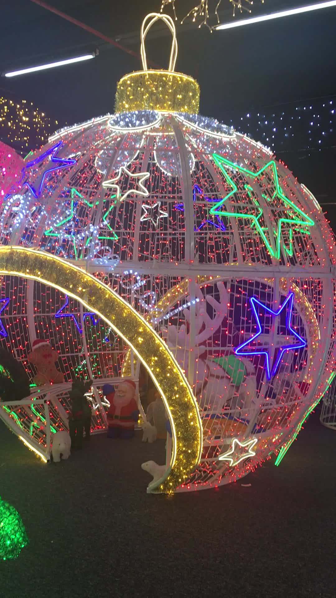 Outdoor Dazzling Large 3d Led Christmas Ball Arch Waterproof - Buy ...