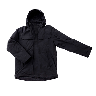 黑色可拆卸内胆三合一冲锋衣