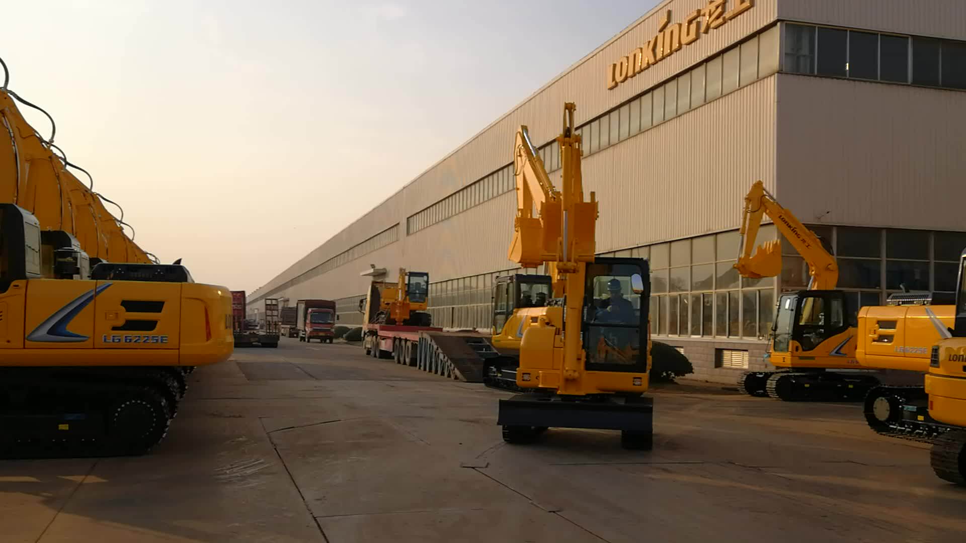 Lg6060d China Lonking 6 Ton Tracked Wheel Excavator For Sale With Low ...