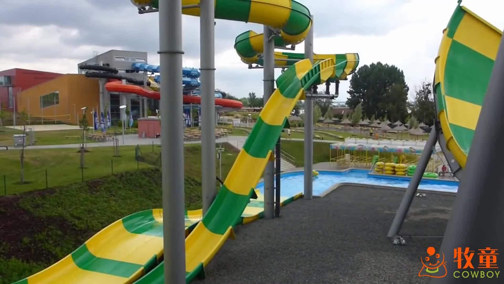 Thrilling Family Raft Ride Boomerango Water Slide Turn Back Towering ...