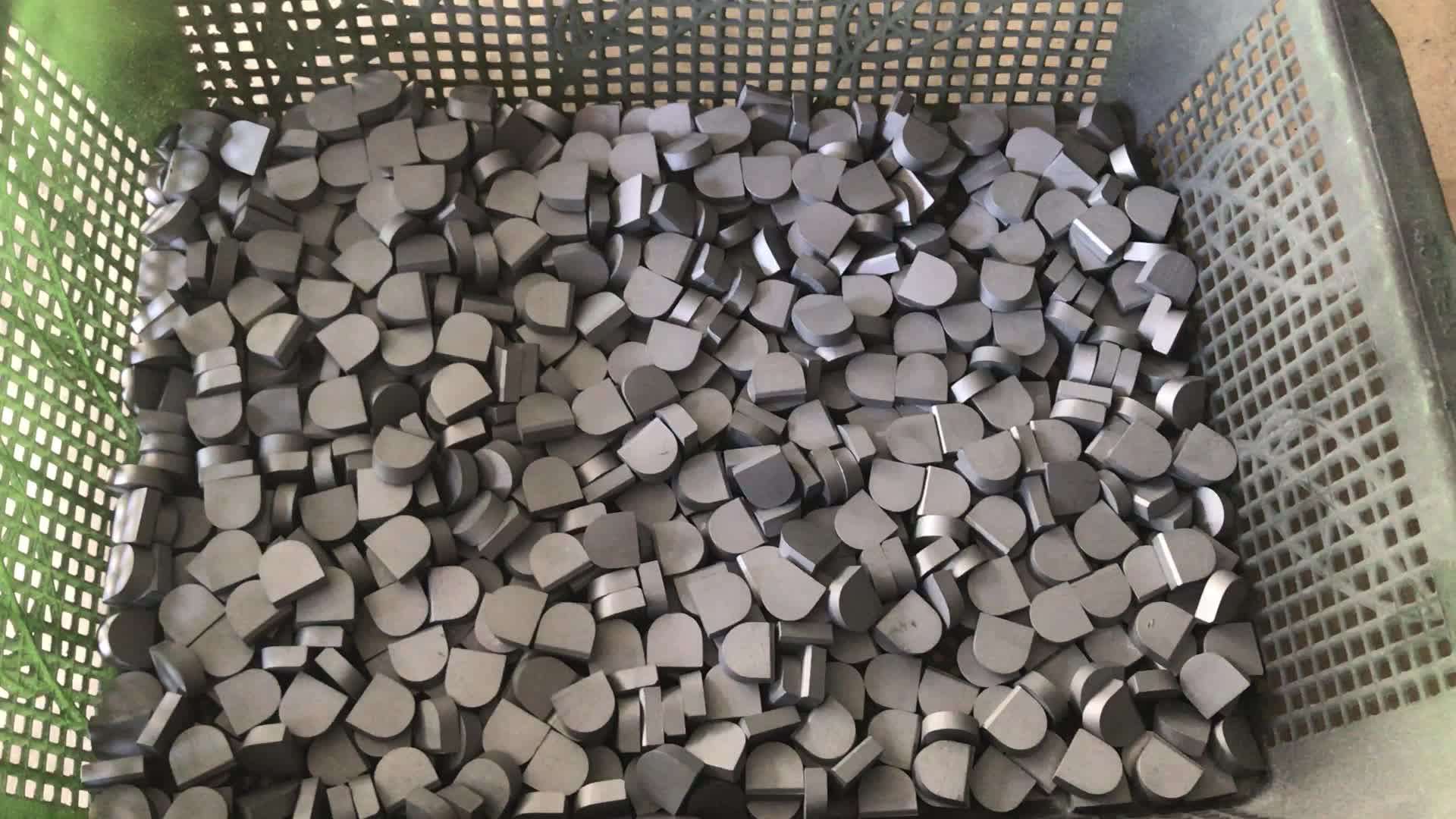 Long Lasting Tungsten Carbide Tips Brazed For Stump Grinder Teeth - Buy ...