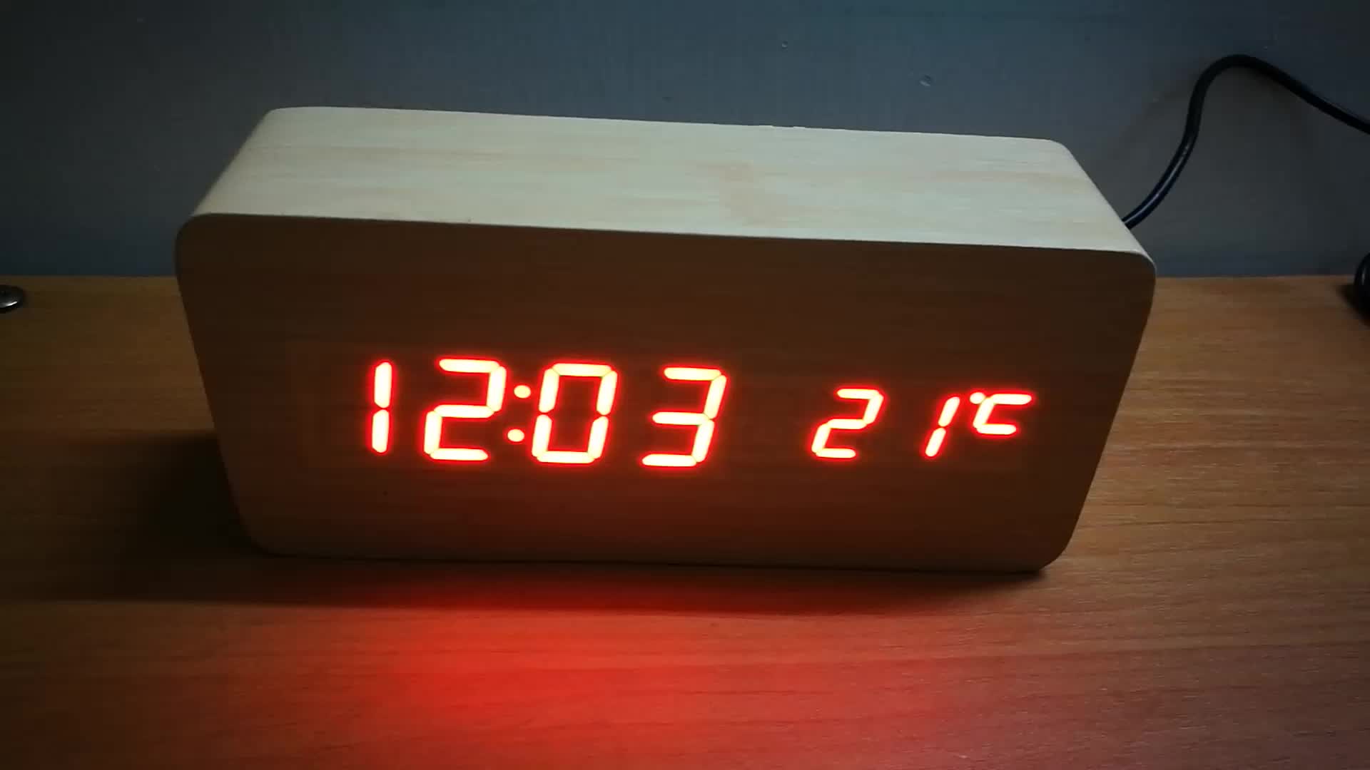 Led 디지털 세그먼트 디스플레이 나무 Mdf 데스크탑 알람 시계 Buy 녹색 Led 알람 시계나무 디지털 알람 시계