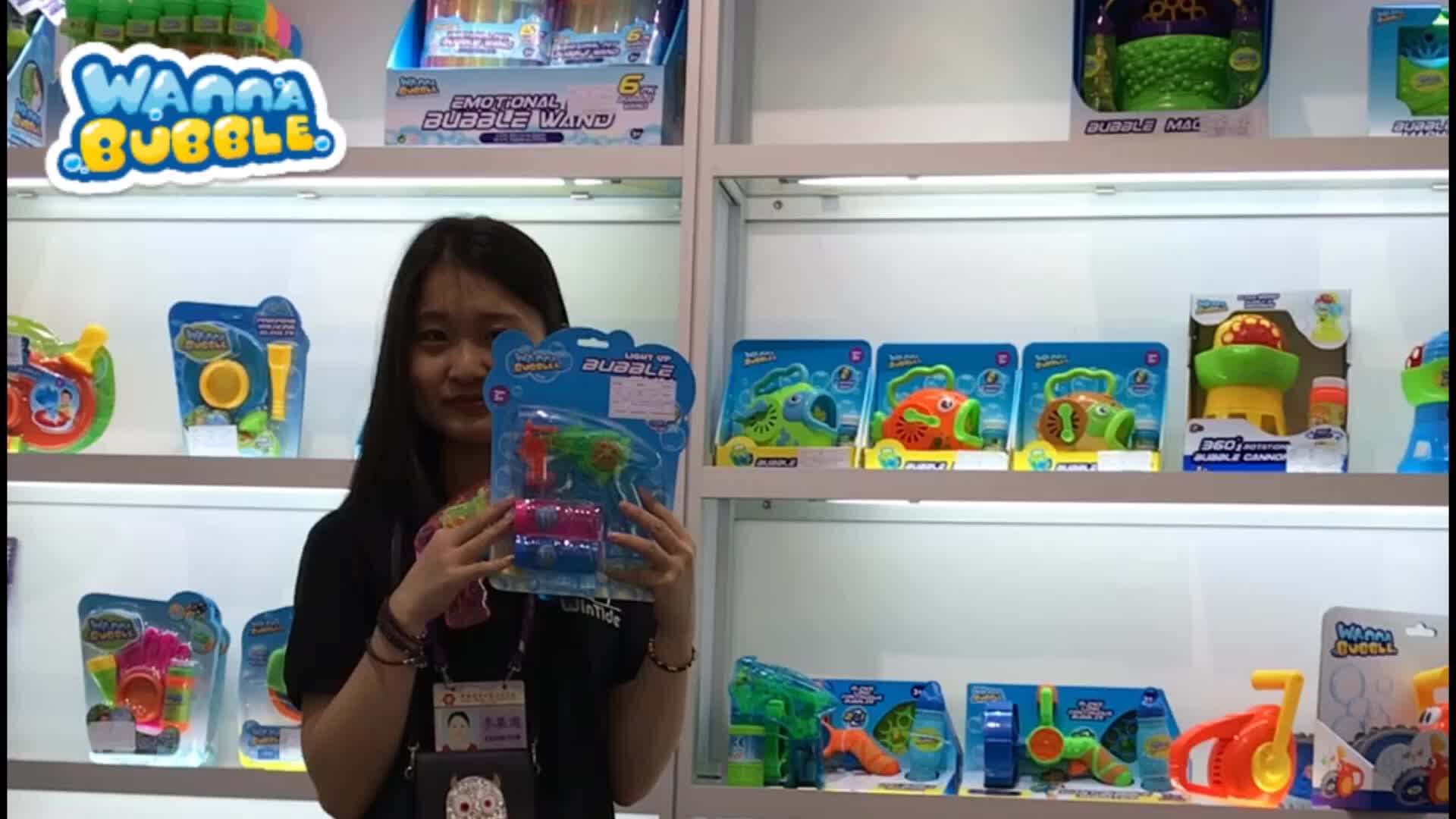 2023 Children plastic toy led light up manual bubble gun kids toys ...