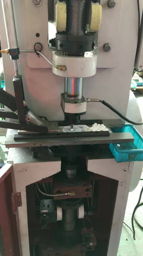 3t Full-automatic Powder Metallurgy Compacting Press Machine - Buy ...