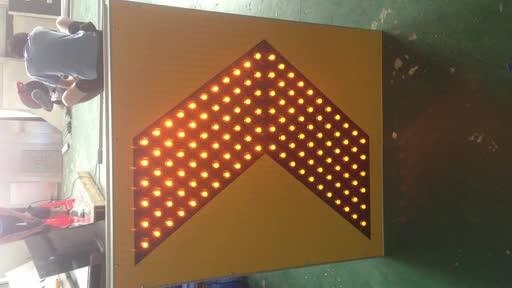 Aluminum Led Solar Powered Chevron Sign In Traffic - Buy Solar Powered ...