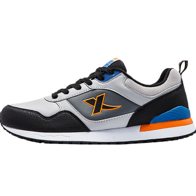 特步秋冬季防水皮面男士运动鞋