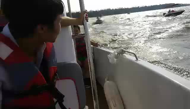 Ce Approved Small Speed Boats For 4 Persons - Buy Small Speed Boats ...