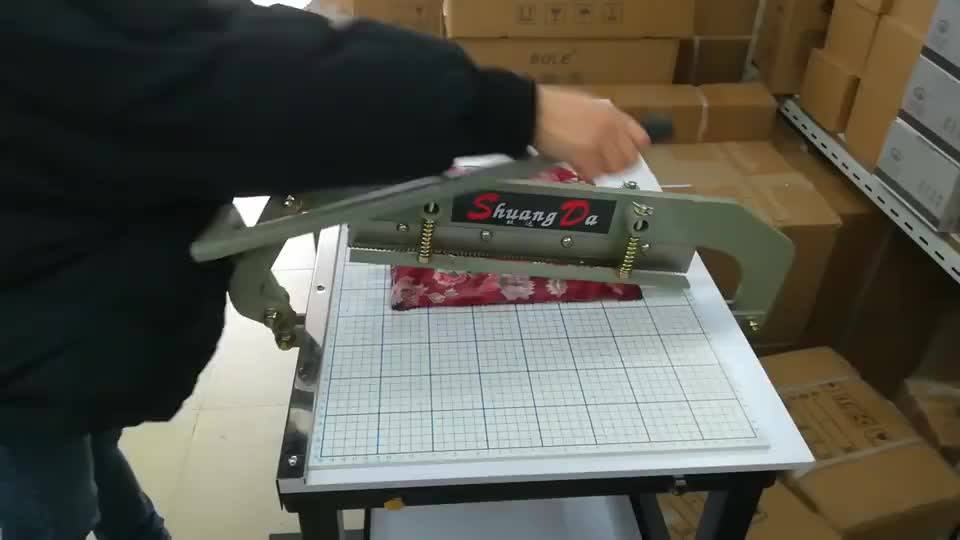 Desktop Hand Manual Fabric Pinking Cutting Machine - Buy Manual Fabric ...