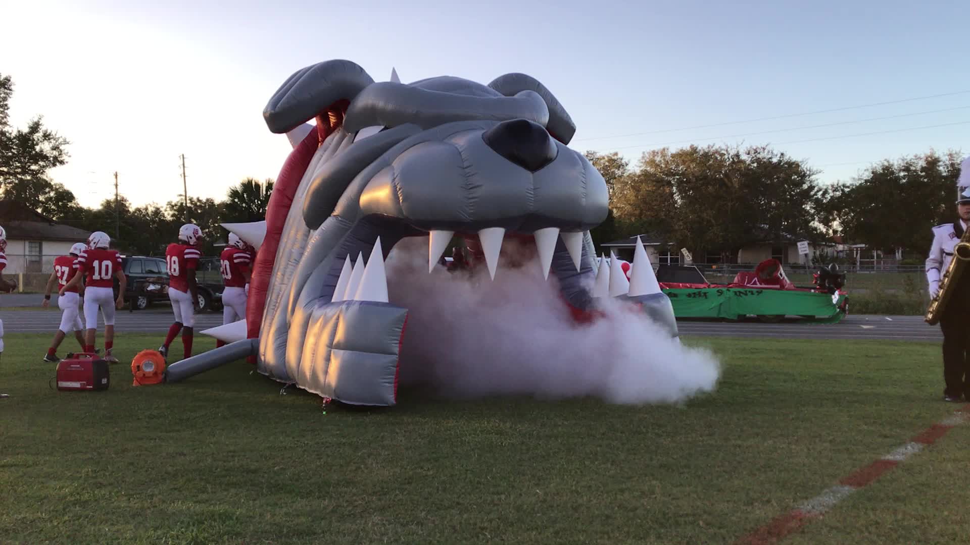 High School Mascot Inflatable Bulldog Tunnel,Inflatable Football Tunnel ...